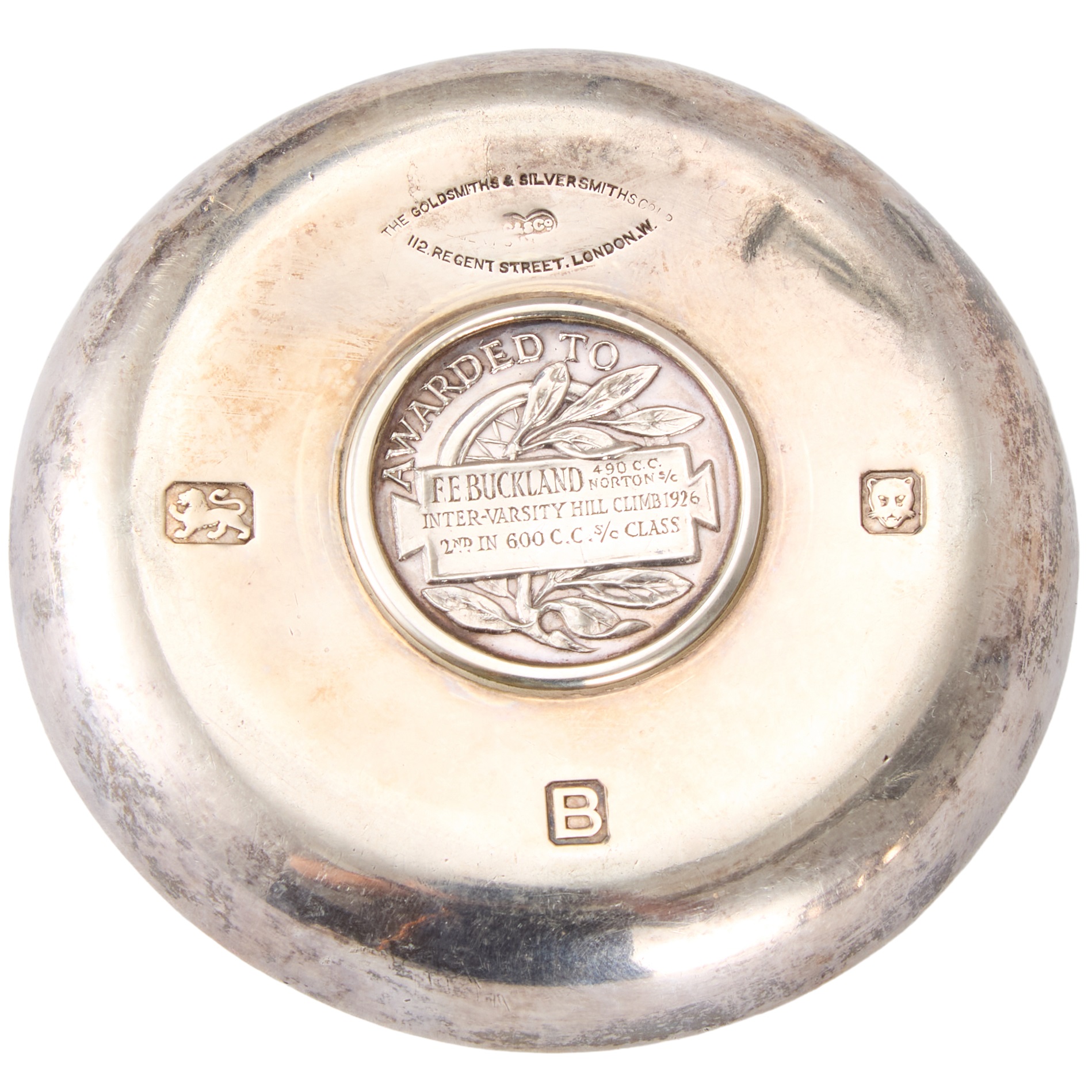 Lot 1155 - A GEORGE I BRITANNIA STANDARD SILVER EGG